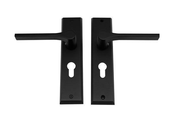L31 - Bentleigh Long Plate Lever – Handle House