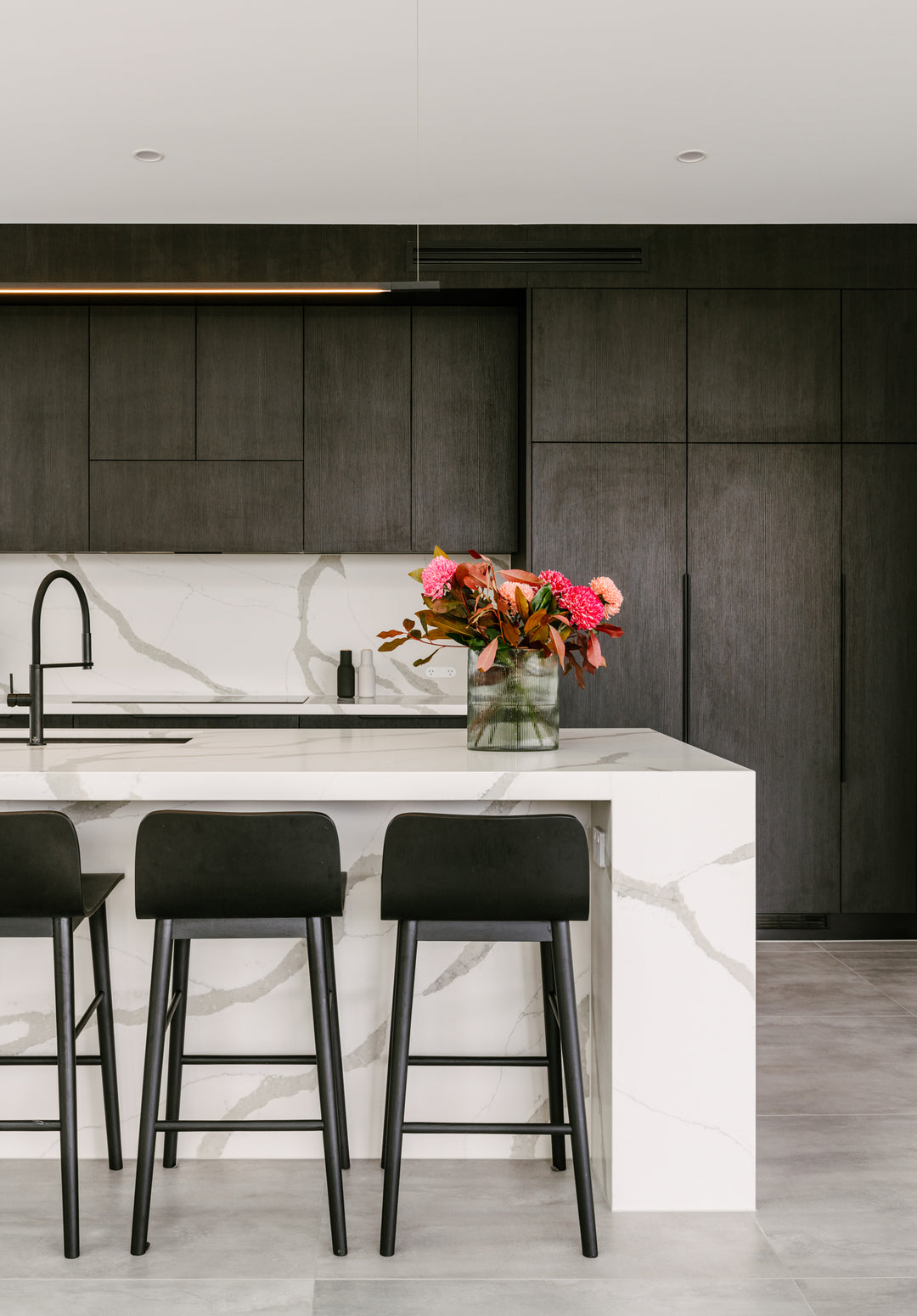 C137- Caloundra Lip Pull – Handle House